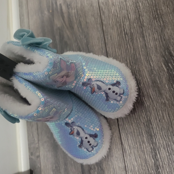 Shoes | Frozen Themed Sequin Slippers | Poshmark